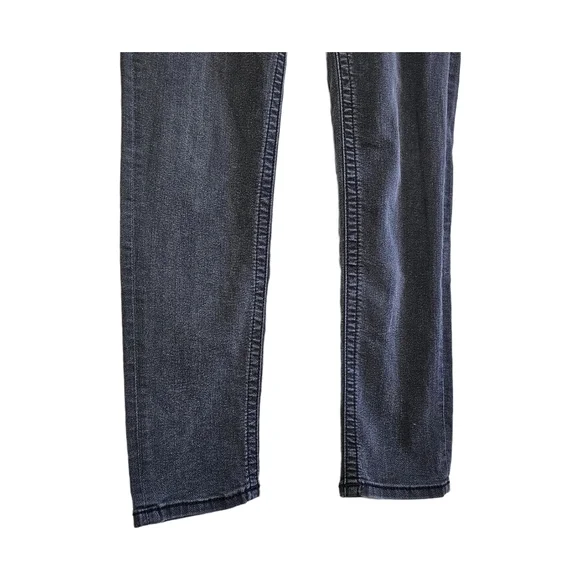 Miss Me black signature skinny jeans size 31